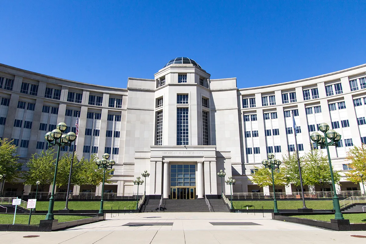 Michigan Supreme Court eyes limits on courthouse immigration arrests ...