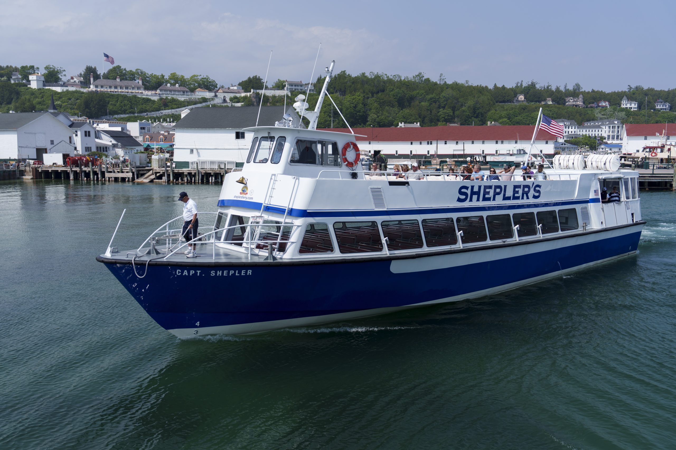 Lawmakers give Mackinac Island control of ferry rates. Neighbors aren’t ...