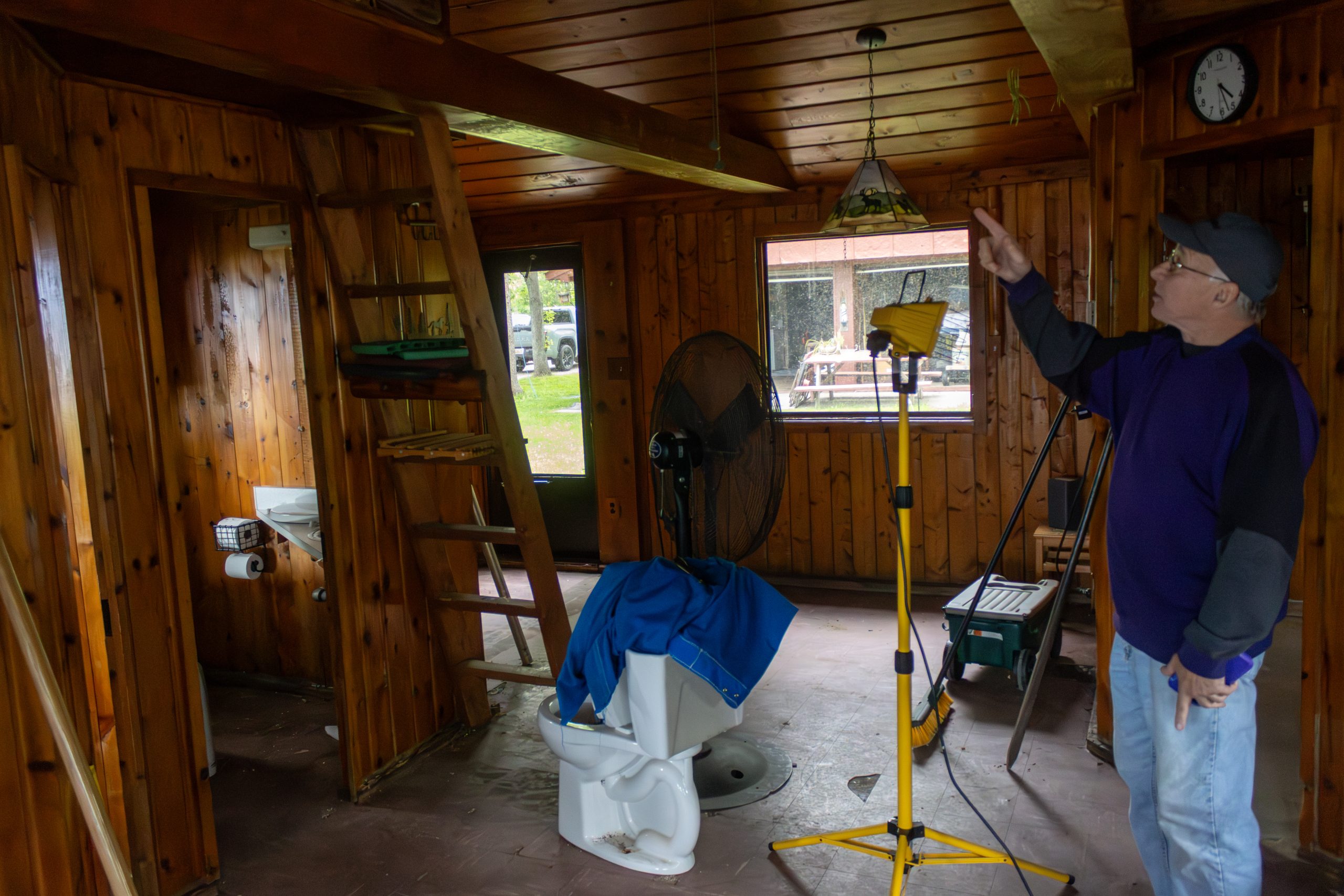Sell out or repair? Homeowners torn after Michigan's historic flooding ...